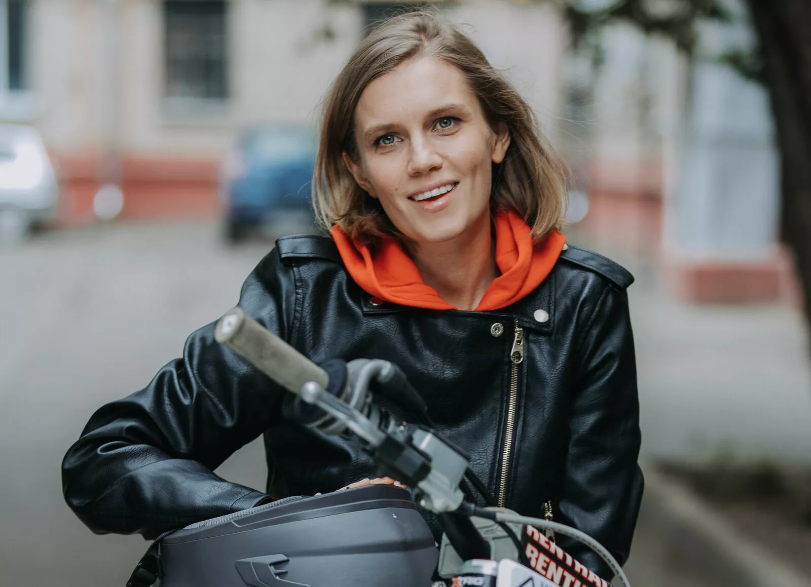 От папиной дочки до нимфоманки: 5 ярких ролей Даши Мельниковой